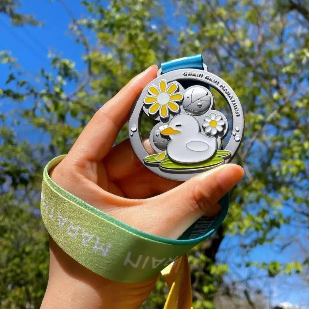 Keep奖牌走红背后，线上跑早已是一门大生意 - 知乎