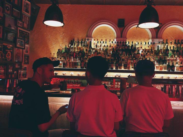 Hello. Michael - 知乎