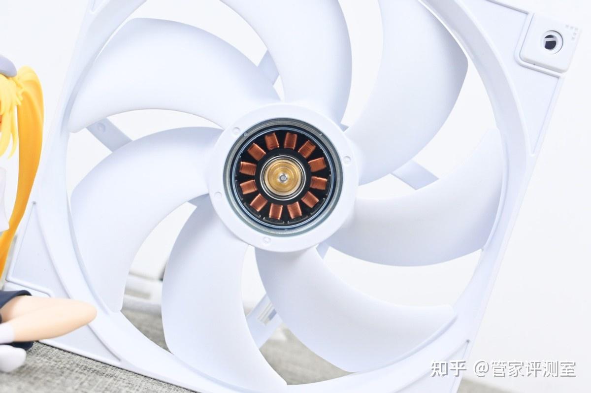 九州风神FT14白14CM散热风扇上手试玩：选料扎实且性能优秀 - 知乎