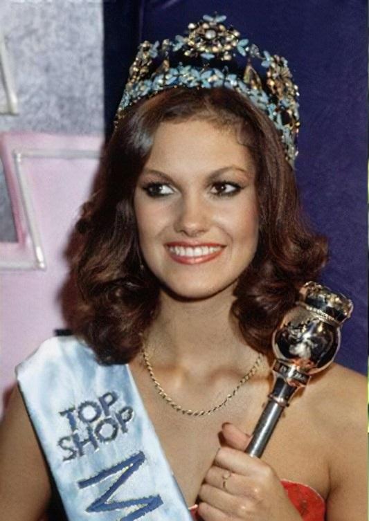 Female 英国 莎拉·简·赫特（Sarah-Jane Hutt） - 知乎