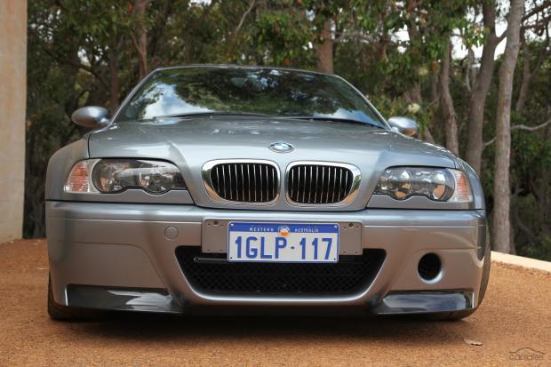 稀有车型出售：宝马E46 M3 CSL右舵版 - 知乎