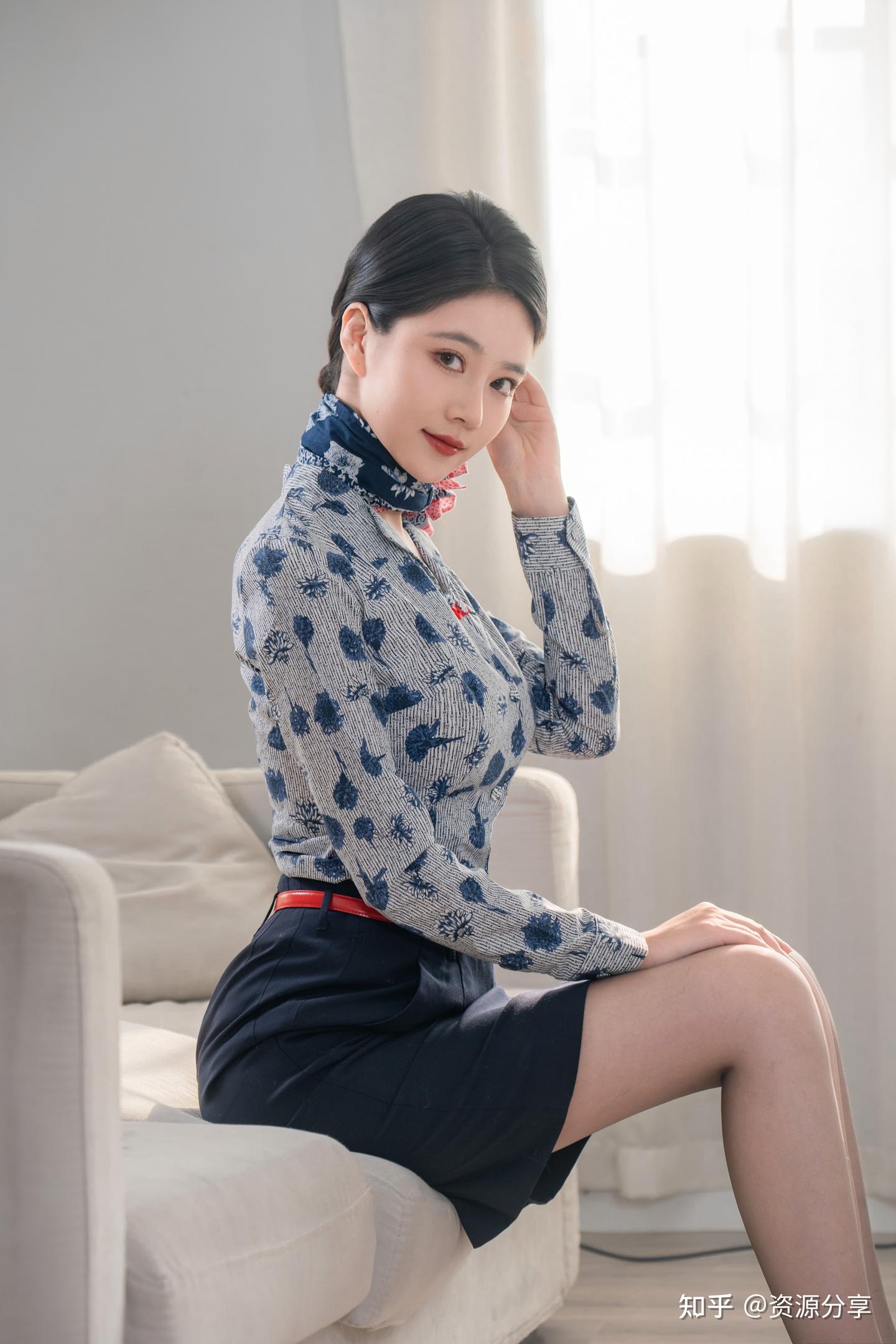 年年Nnian – NO.123 空姐制服写真 [85P-861.2M] - 知乎