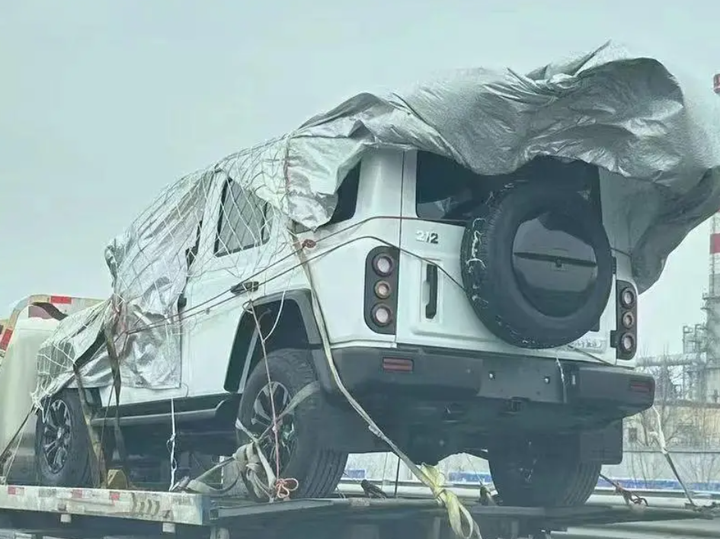 新北京212官方手稿，有点G级的韵味，2.0T配8AT有望搅局越野圈 - 知乎