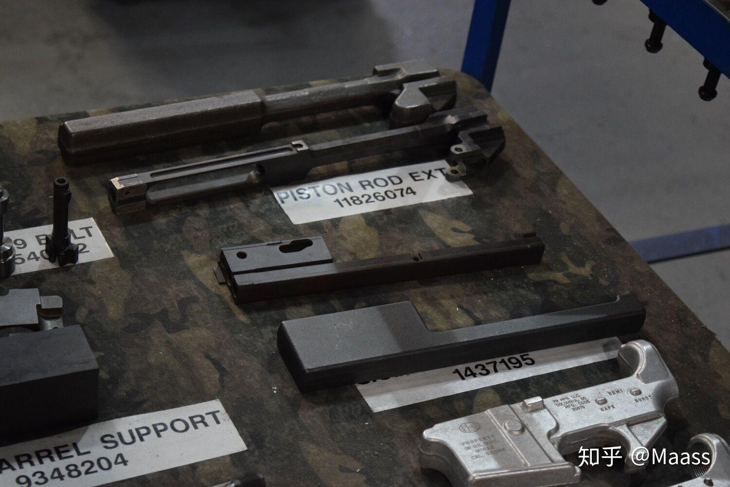 关于FN SCAR步枪的拉机柄存在打手的问题？ - 知乎