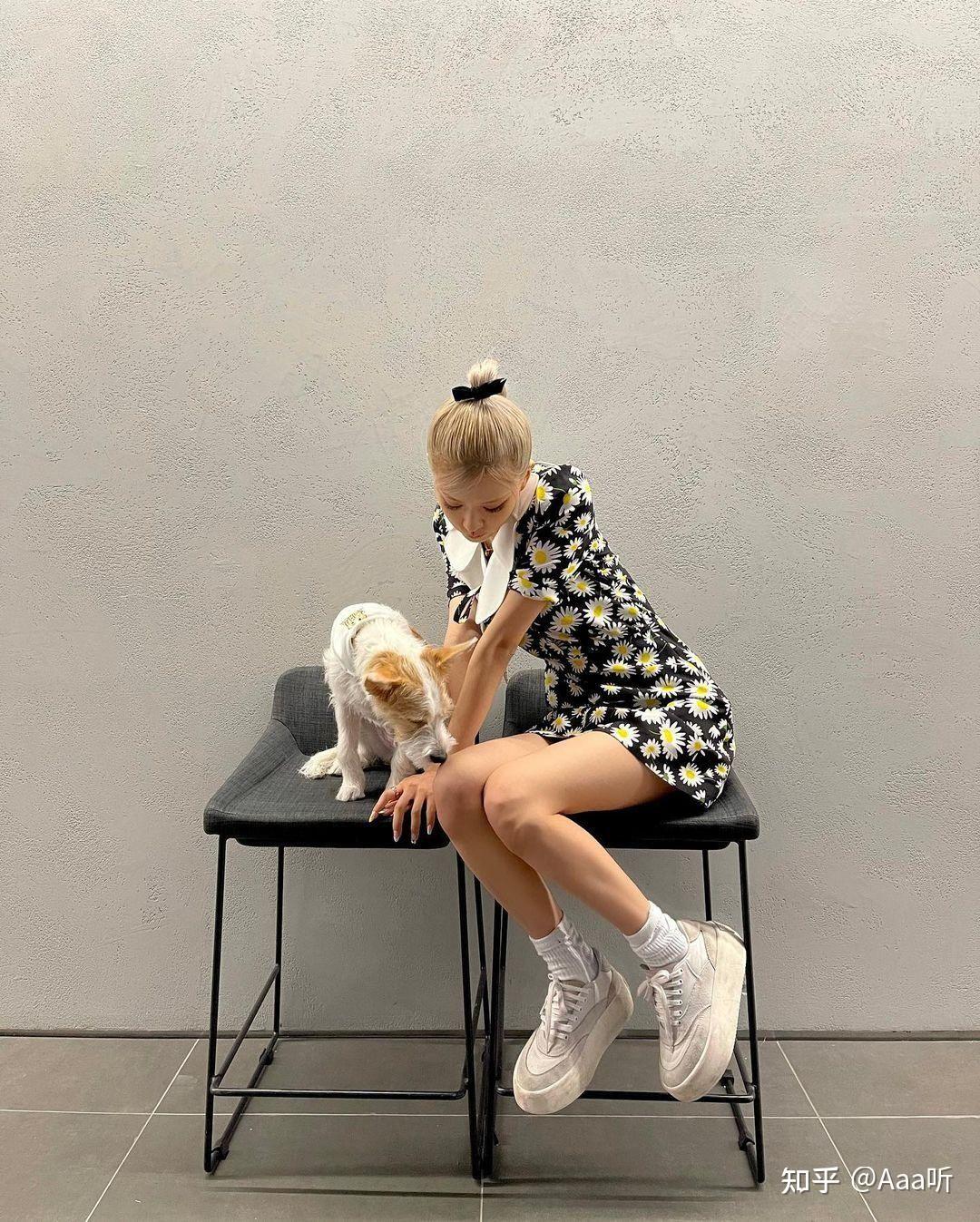 ROSIE 绝美图集 - 知乎