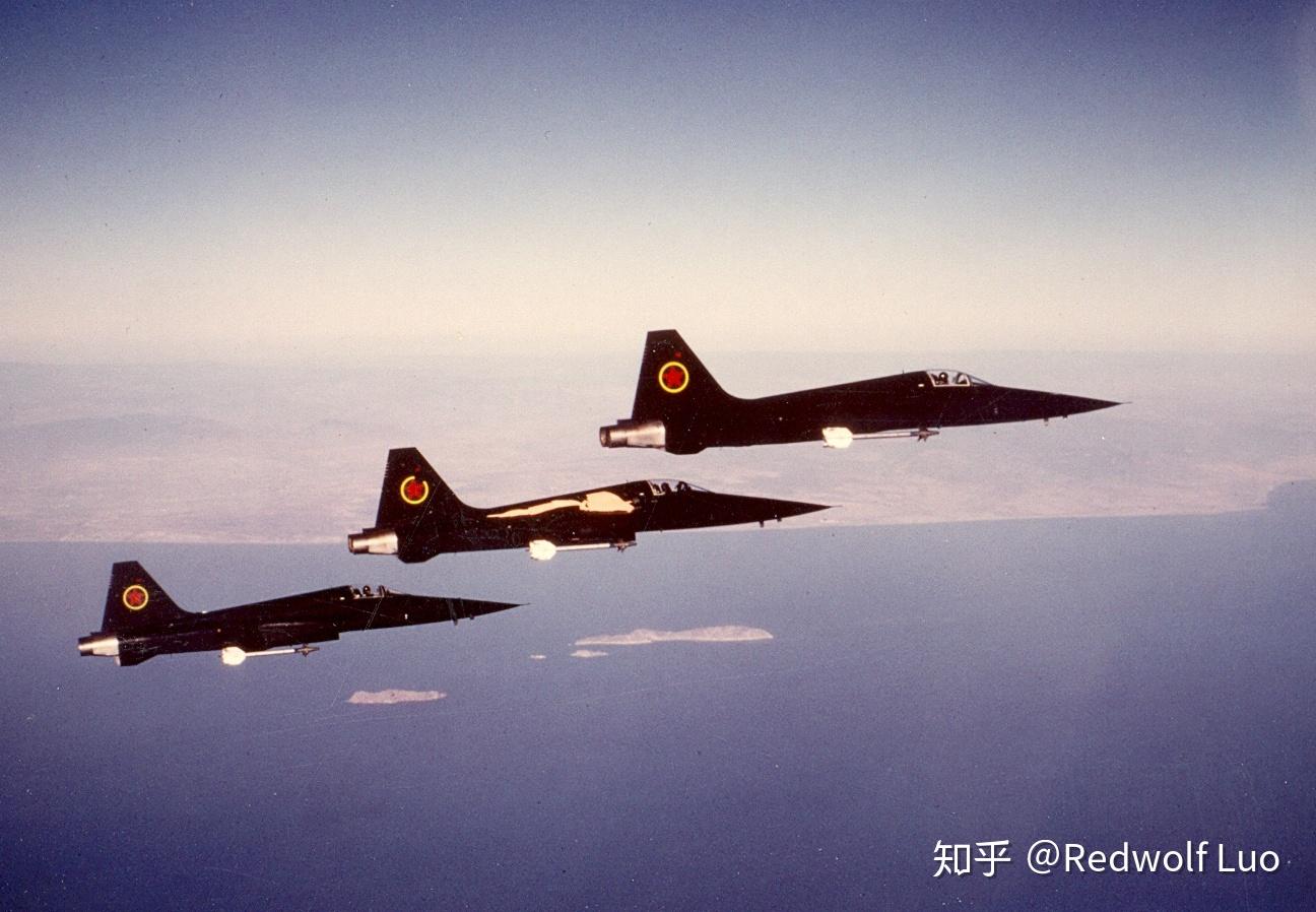 请评价f5这款战斗机？超视距空战和缠斗怎么样？ - 知乎