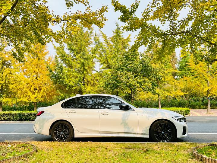 宝马325i M运动曜夜，1年万余公里使用汇总 - 知乎