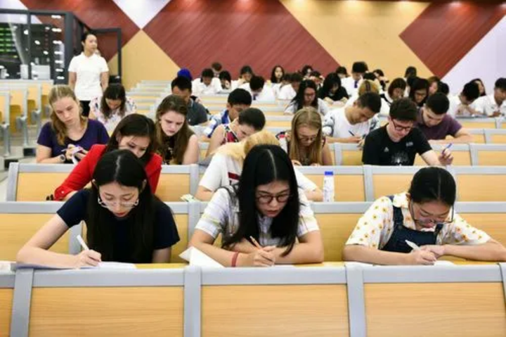 雅思、托福、 GRE 、 GMAT 、 SAT 、 A - level 区别 - 知乎