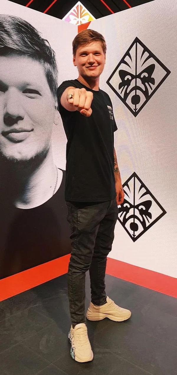 CSGO壁纸｜s1mple - 知乎