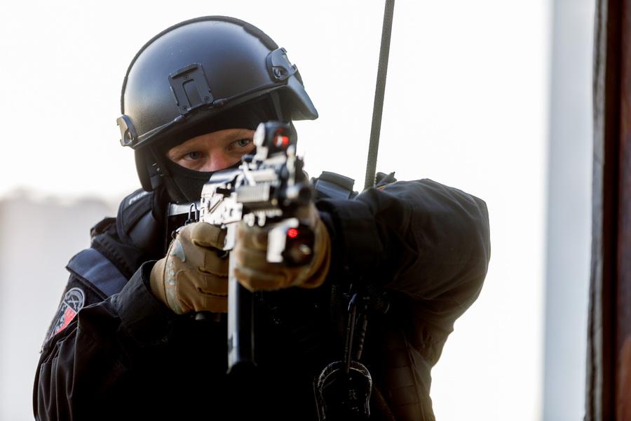 俄联邦国民警卫队的双刃—OMOH与СОБР - 知乎