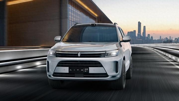 1月豪华SUV之战：问界M7小胜Model Y夺第一，领克08紧咬理想L8 - 知乎