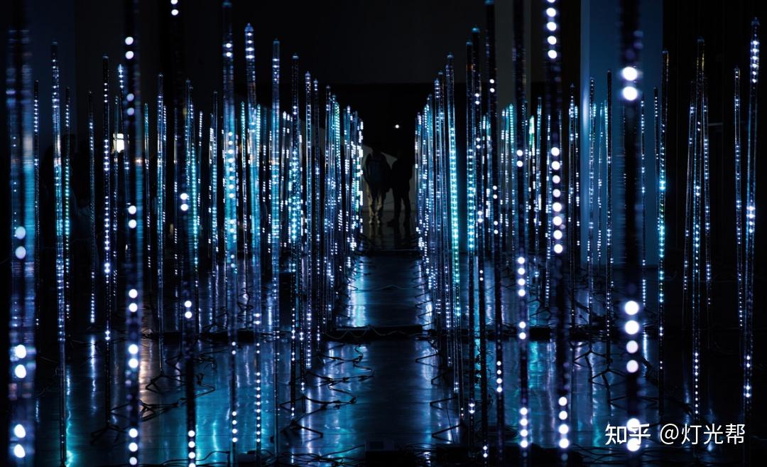 灯光艺术节“Llum BCN”照亮了巴塞罗那的每个角落 - 知乎