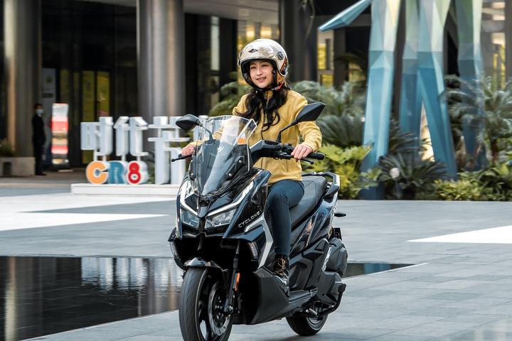 赛科龙RT1价格配置曝光，对比豪爵和无极，谁更值得买？ - 知乎