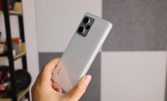 红米Note12 Pro极速版和红米Note12 Pro详细对比：区别一目了然 - 知乎