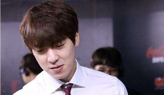 SKT官宣：与主教练Kkoma，选手Mata，Khan，Clid合约终止 - 知乎