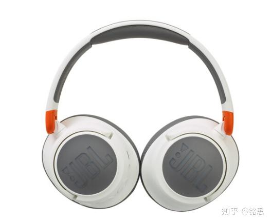 JBL头戴式耳机推荐：哪个型号的JBL头戴式耳机更值得入手？JBL耳机：量子风暴系列适合打游戏使用吗？JBL TOUR ONE是优质的选择吗 ...