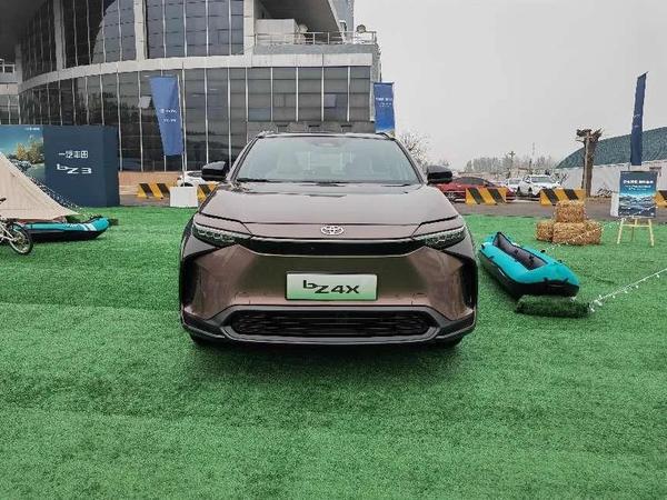 驾乘超乎想象！车叔场地体验实力派新秀一汽丰田bZ系列 - 知乎