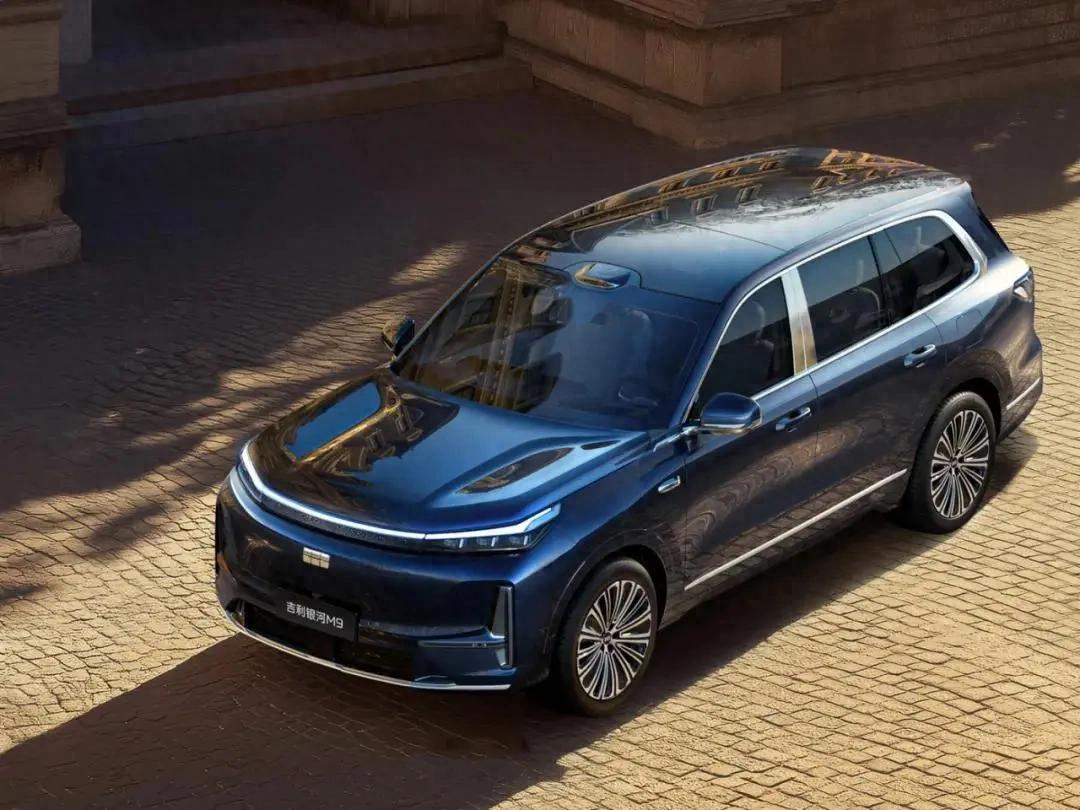 大型SUV市场开卷，吉利银河M9要与谁PK? - 知乎