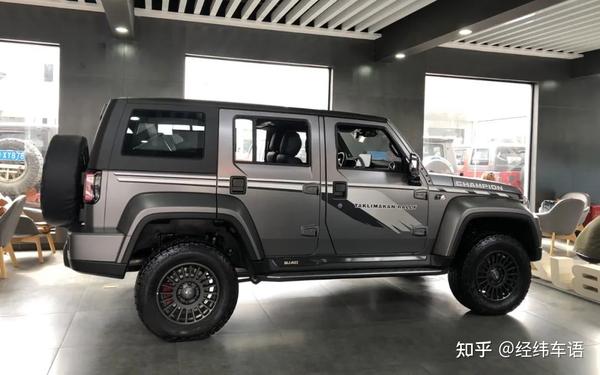 荣耀之上，探店实拍2023款BJ40环塔冠军版与刀锋英雄版 - 知乎