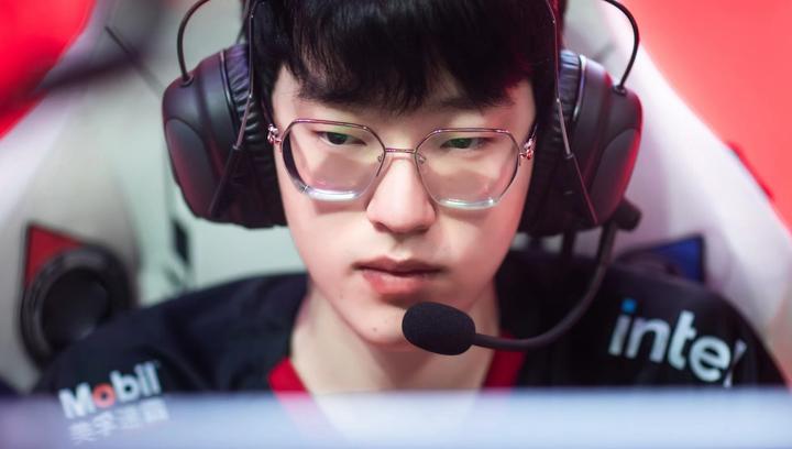 不看好LPL冠军，但很忌惮EDG！ShowMaker首次评价S12，观点奇特 - 知乎